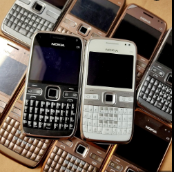 Tìm hiểu chiếc điện thoại Nokia E72 - Zodium