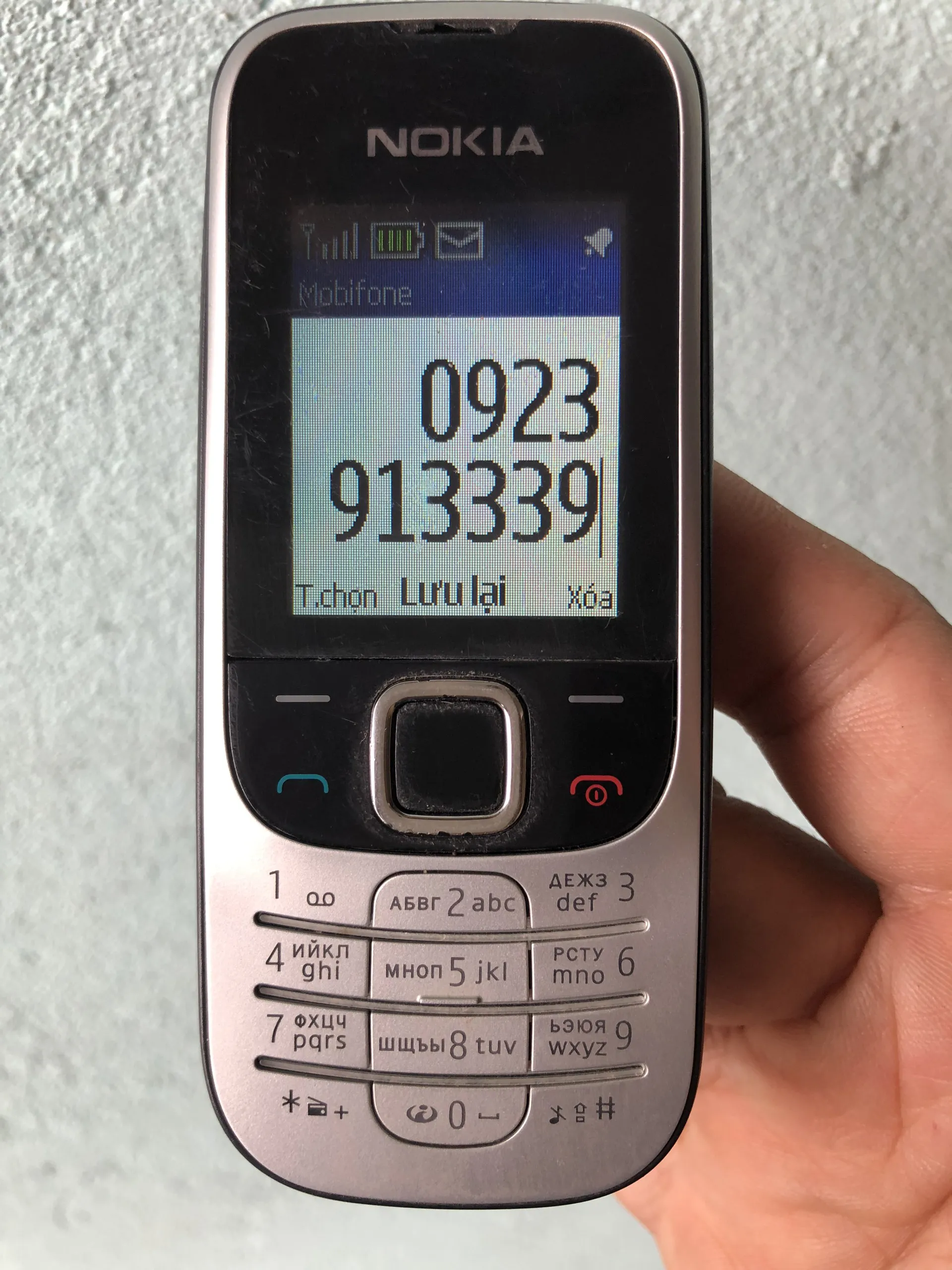 Điện thoại Nokia 2330 classic