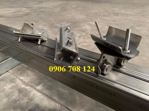 Ray máng C30 cầu trục là gì?