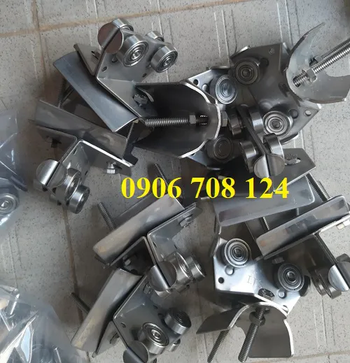 Ray C cầu trục Inox 304 là gì