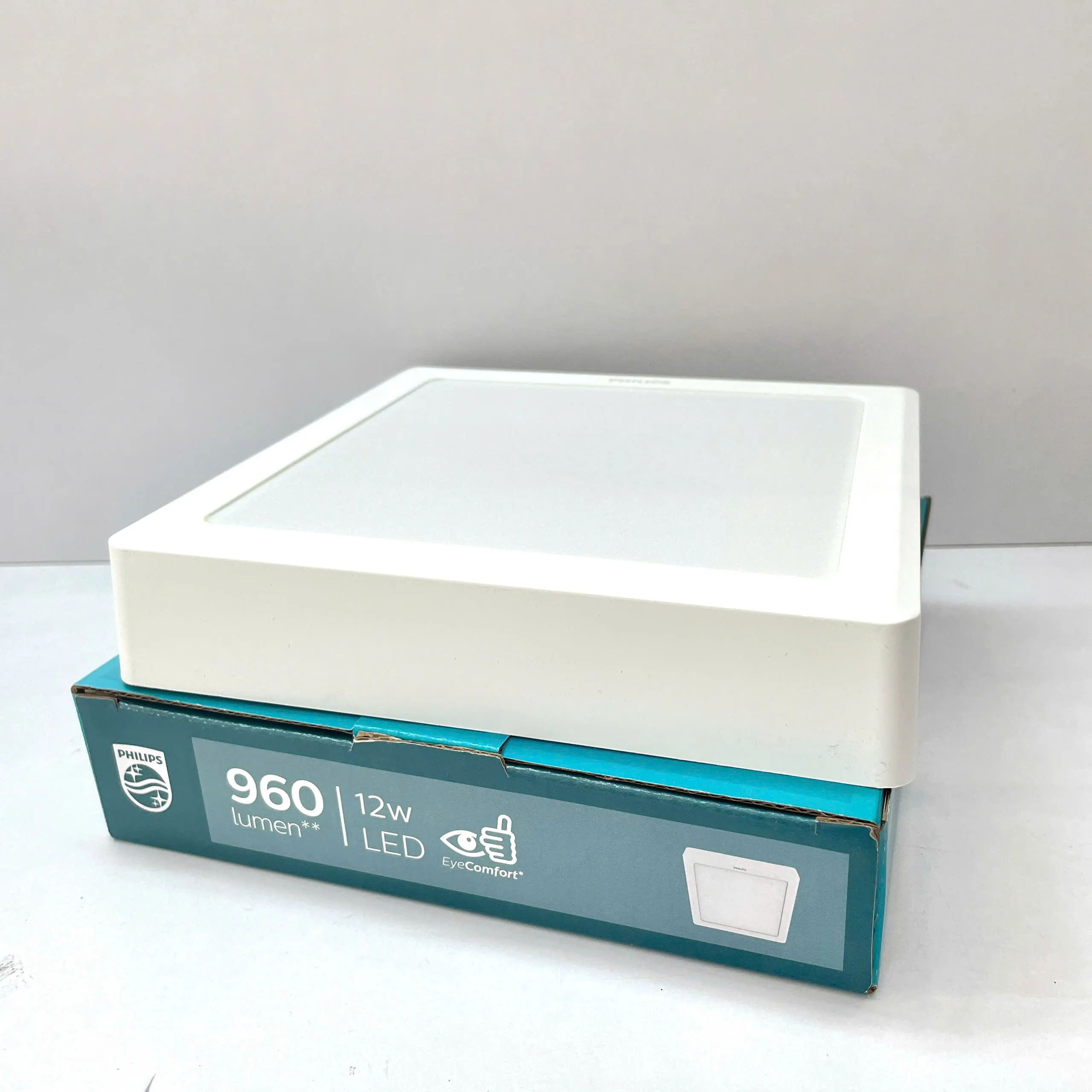 Đèn Led Ốp Nổi Vuông Philips Eridani SQ: Nơi Ánh Sáng Chạm Đến Hoàn Mỹ ...