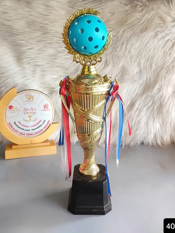 Làm Cúp Theo Yêu Cầu - Mẫu Đẹp, Sản Xuất Nhanh