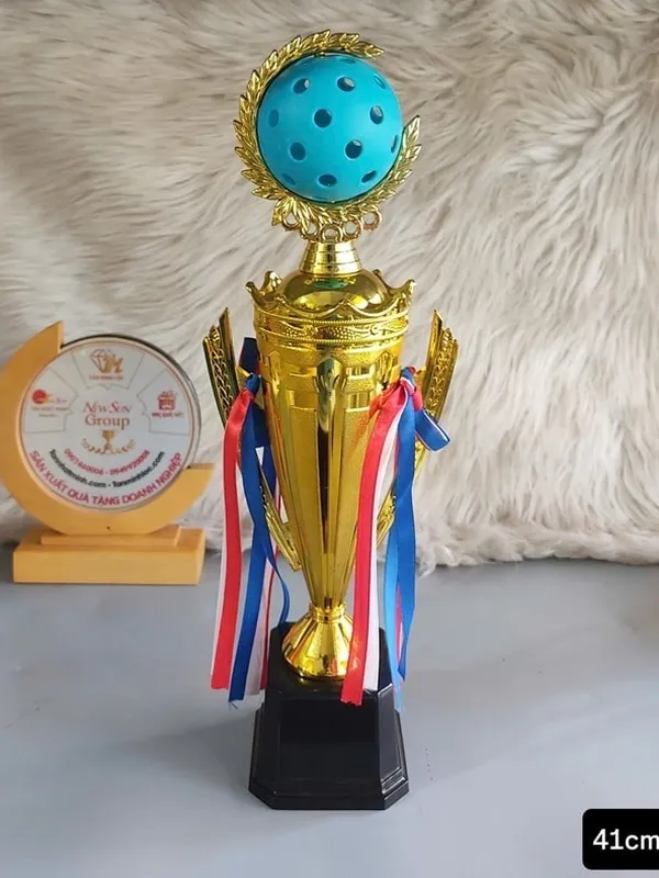 Làm Cúp Theo Yêu Cầu - Mẫu Đẹp, Sản Xuất Nhanh