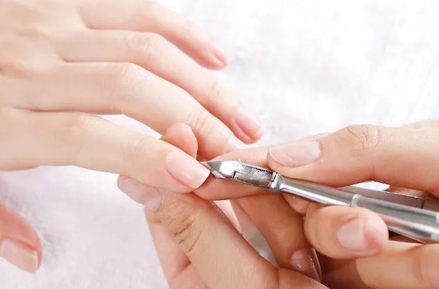 Cắt Móng Tay Móng Chân Đúng Cách Tại Nhà Để có Bàn Tay đẹp