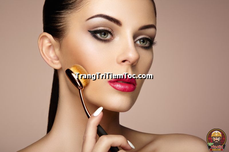 Tranh trang trí tiệm makeup đẹp