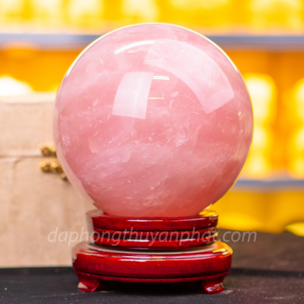 Quả Cầu Phong Thủy Đá Thạch Anh Hồng Có Sao* 6,5kg - 16cm - M05732