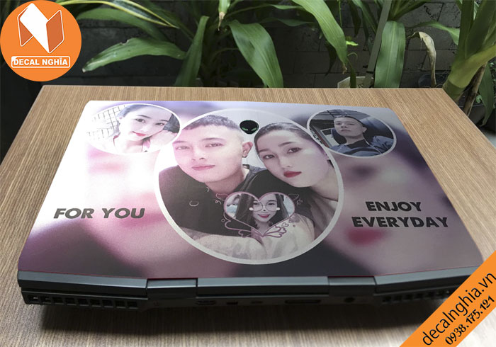 Aluminum Skin dán Laptop Alienware M17