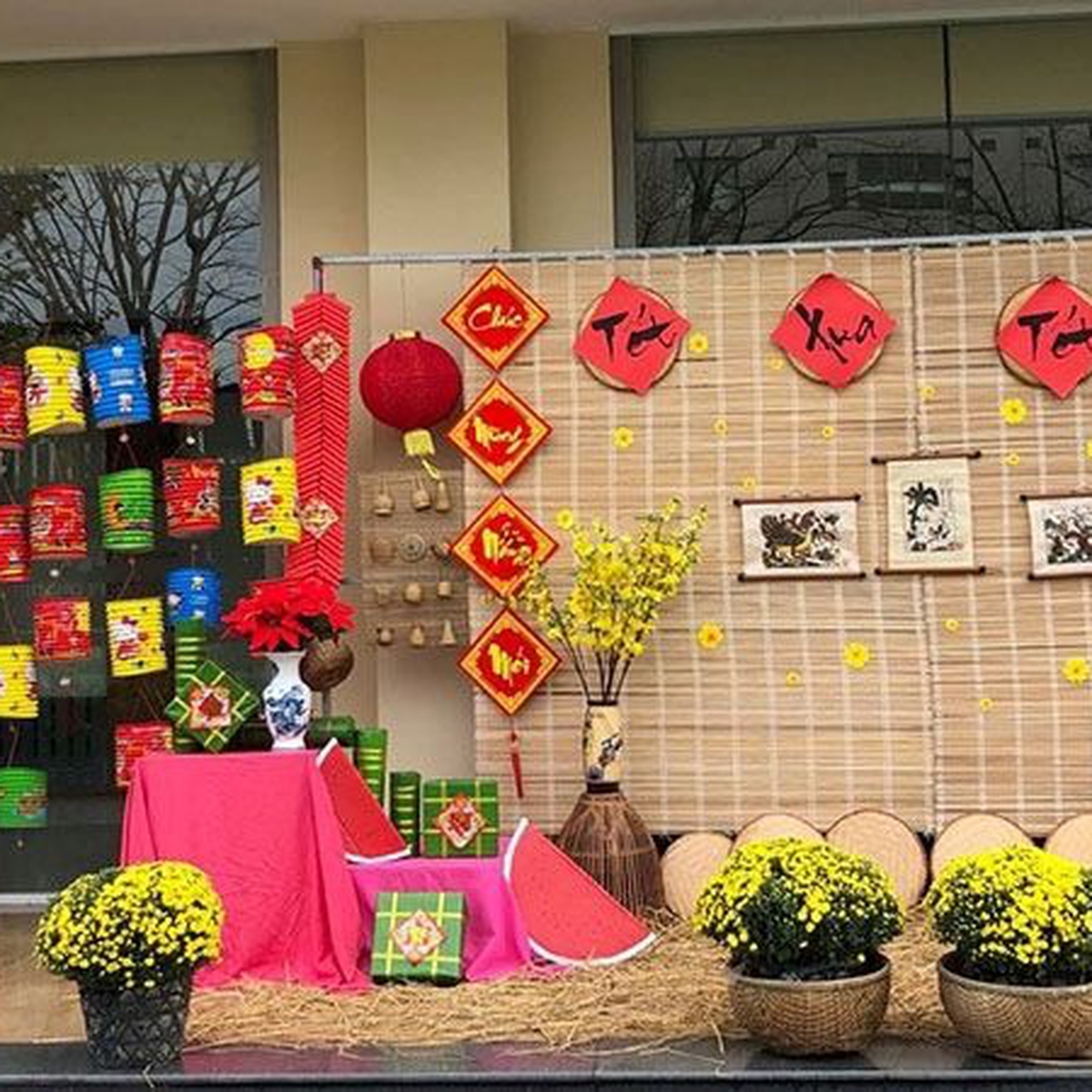 55+ Cách trang trí tết văn phòng 2026 đẹp, tiết kiệm chi phí nhất