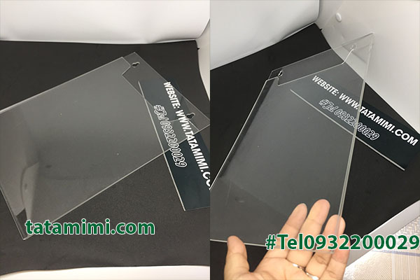 Gia công kệ checklist mica treo tường