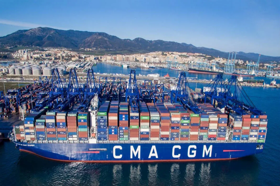Maersk and CMA CGM apply PSS to Australia