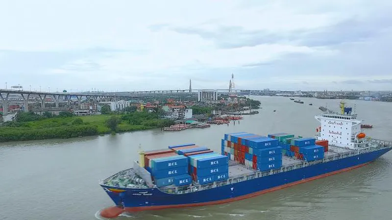 Le Trans - Beyond The Lines - Your Freight Hunter