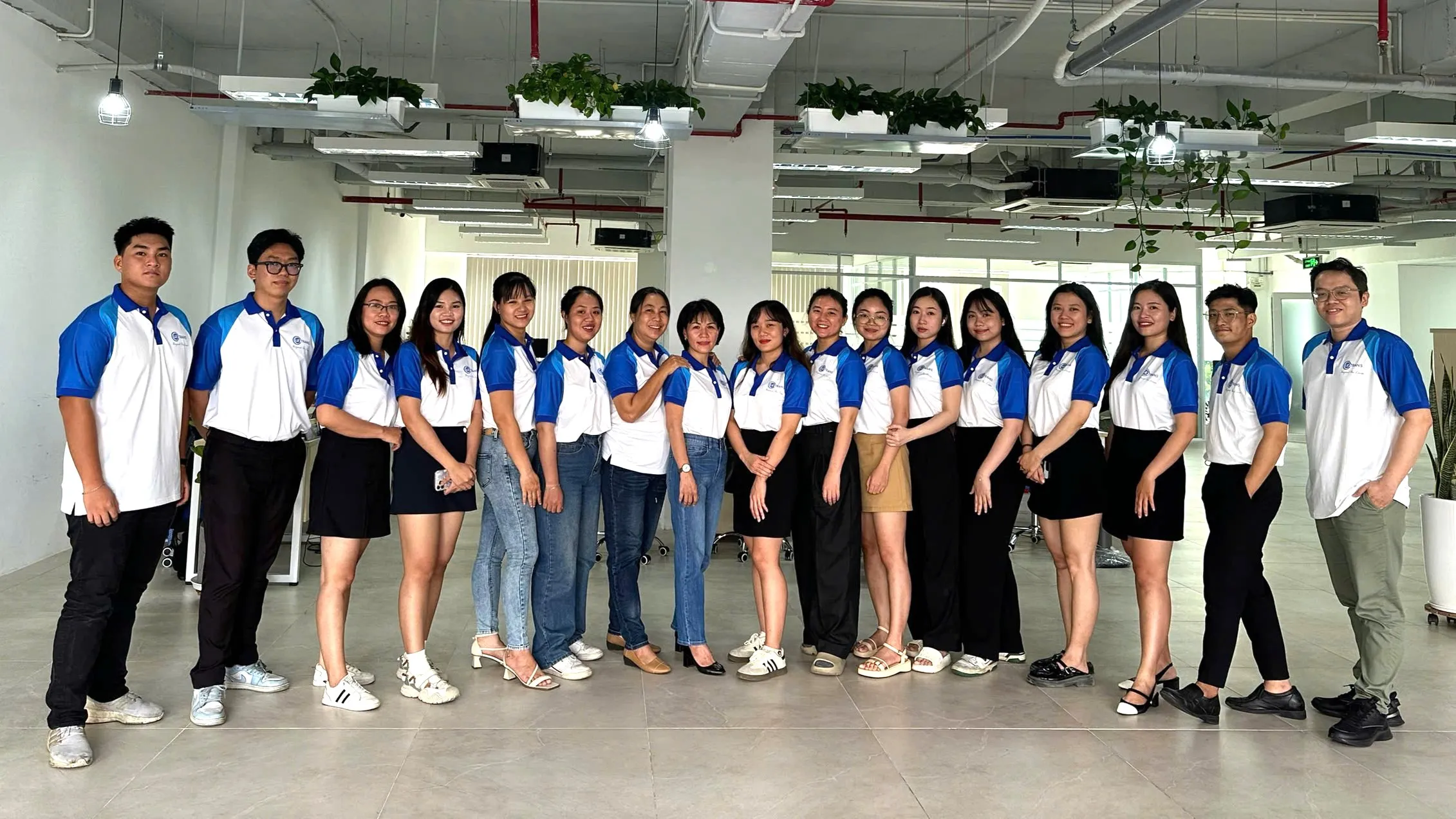 Please be introduced Le Trans Co. Ltd uniform