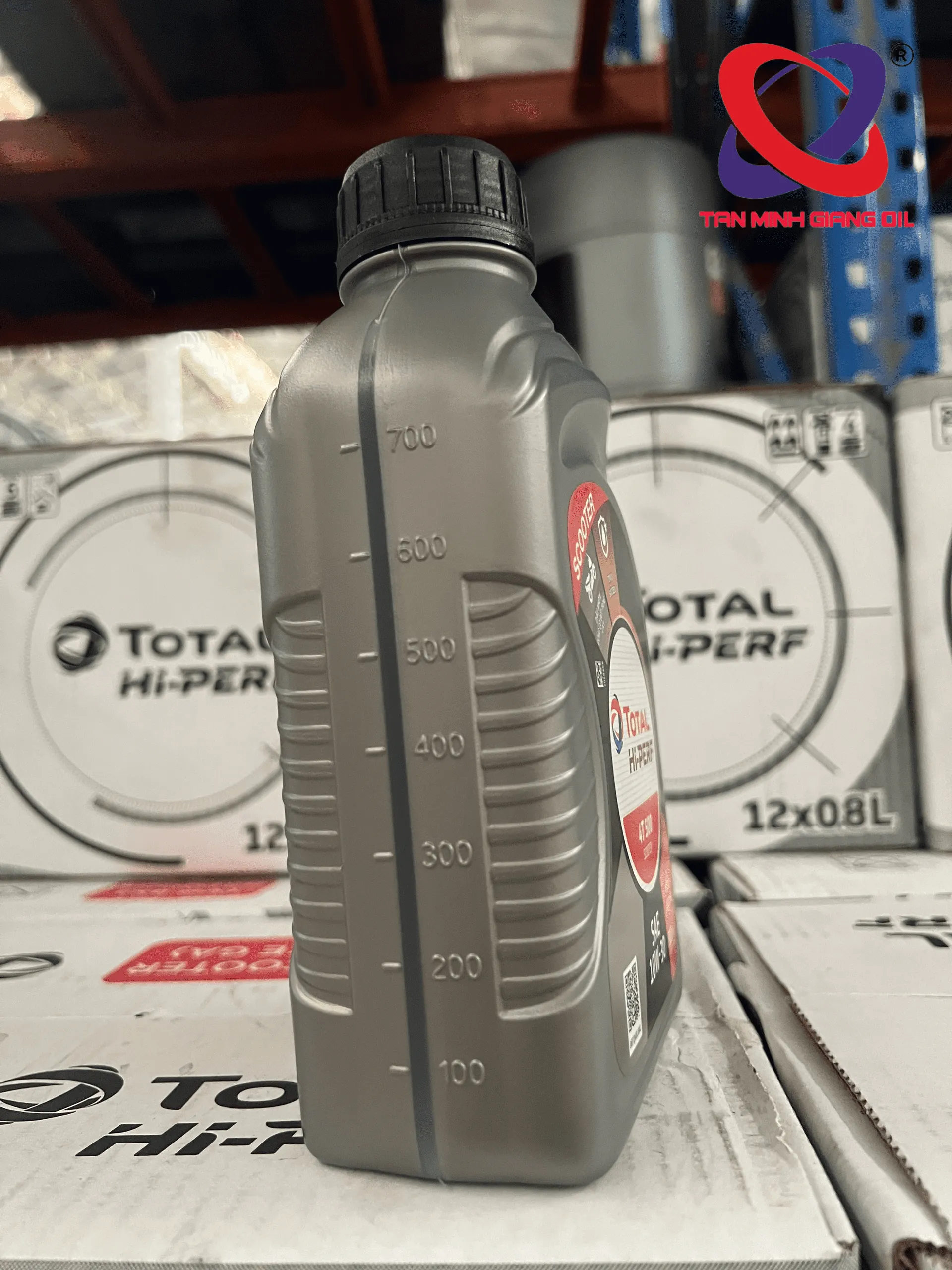 Nhớt xe tay ga TOTAL HI PERF 4T 500 SC 10W30 800mL