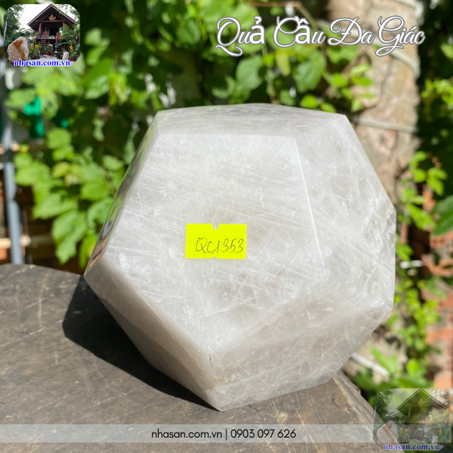 Quả Cầu Đa Giác Thạch Anh: Tăng Cường Năng Lượng Tích Cực