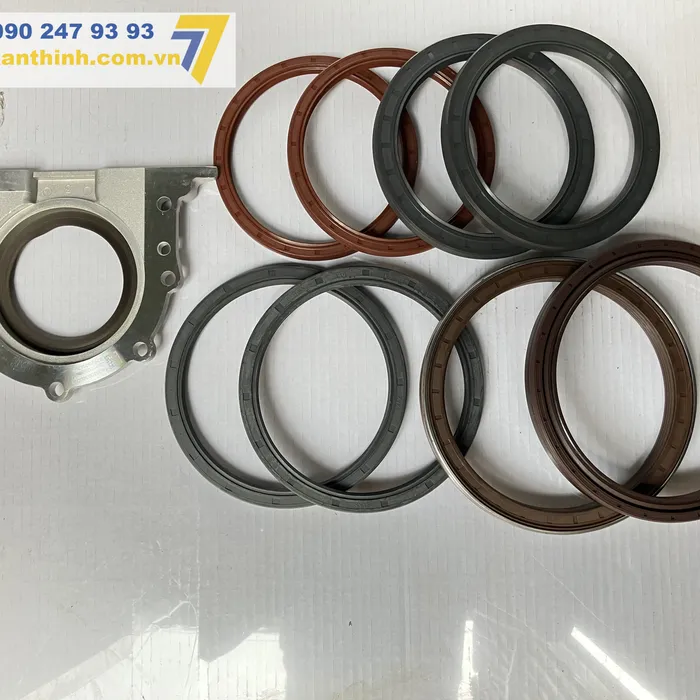 Xúc Lật Lắp Kẹp Gỗ