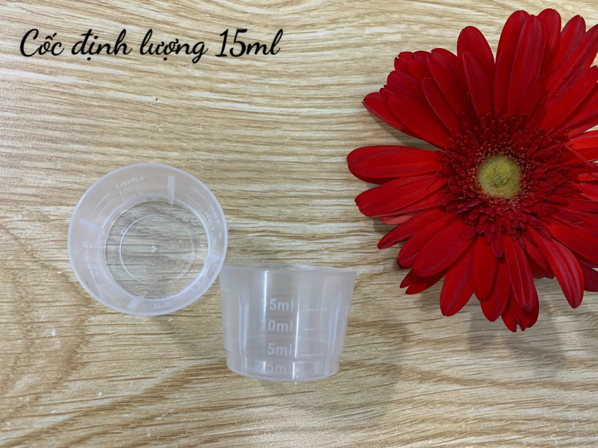 BÁN CỐC ĐỊNH LƯỢNG 15ML CÓ KÍCH THƯỚC PHÙ HỢP VỚI CHAI THUỐC SIRO 50ML ...