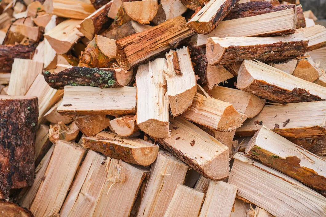 Pine firewood