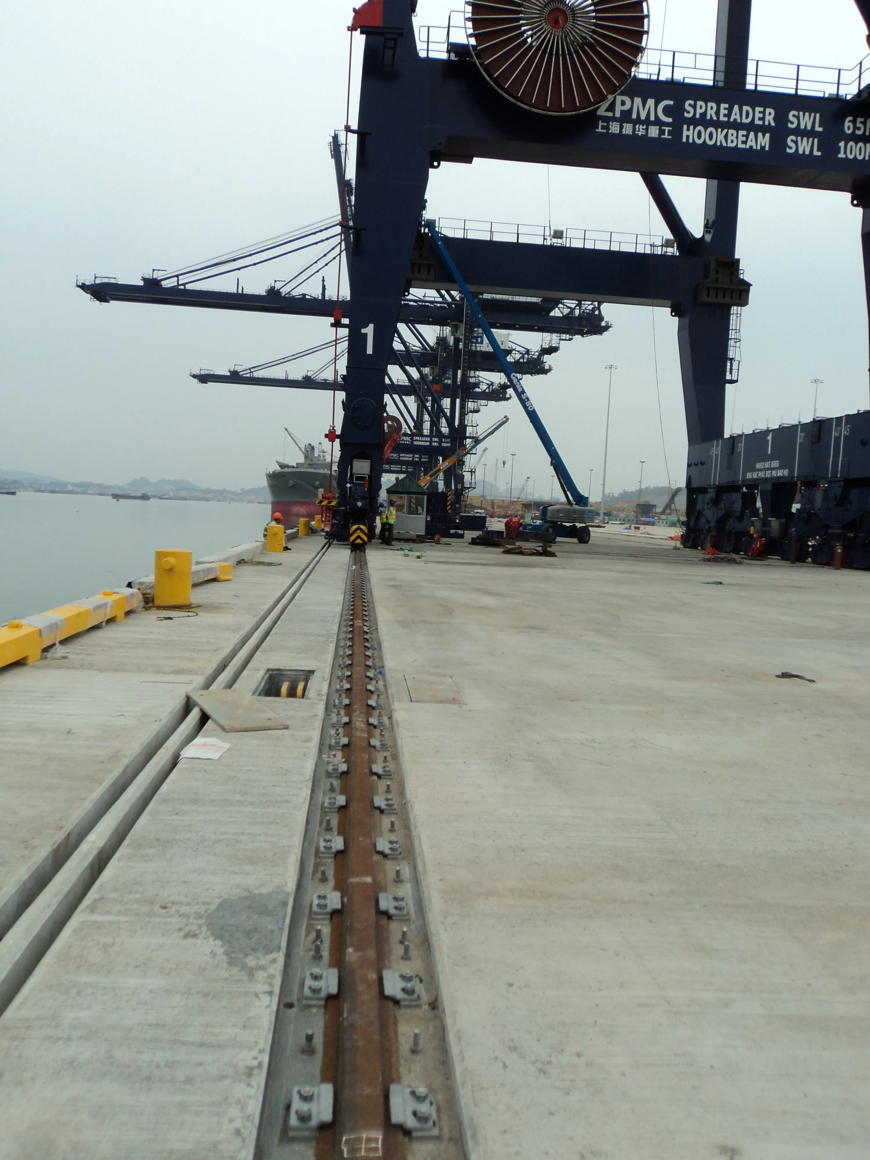 Quy trình lắp đặt Hệ thống Ray - Rail