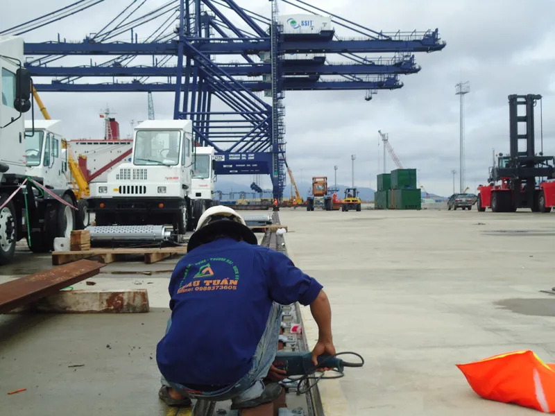 YÊU CẦU KHI LẮP ĐẶT ĐƯỜNG RAY CẦU TRỤC