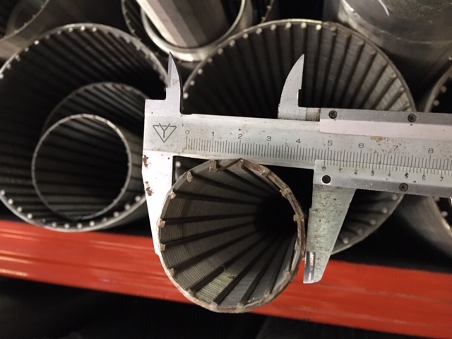 ống lọc khe inox Johnson DOE cao cấp 49mm dùng cho giếng khoan