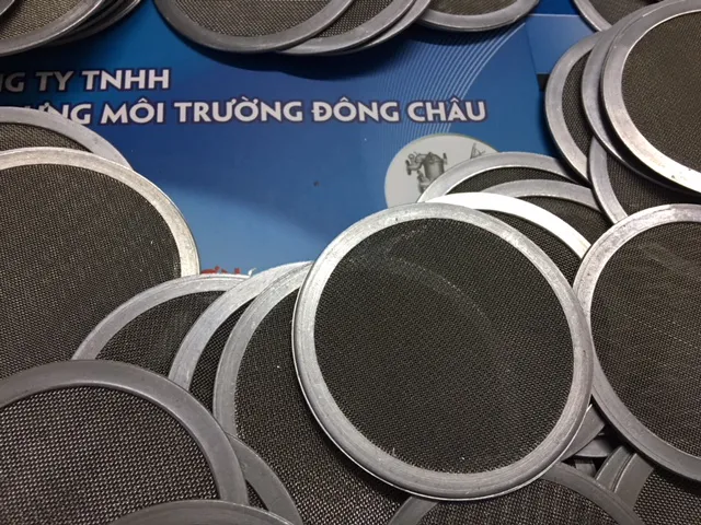 Gia công làm miếng tấm inox tròn theo yêu cầu