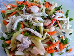 Gỏi thập cẩm tôm thịt