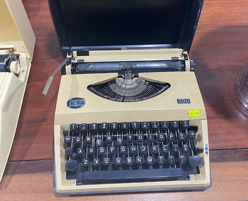 Chuyên cung cấp các loại máy đánh chữ xưa chuẩn cổ