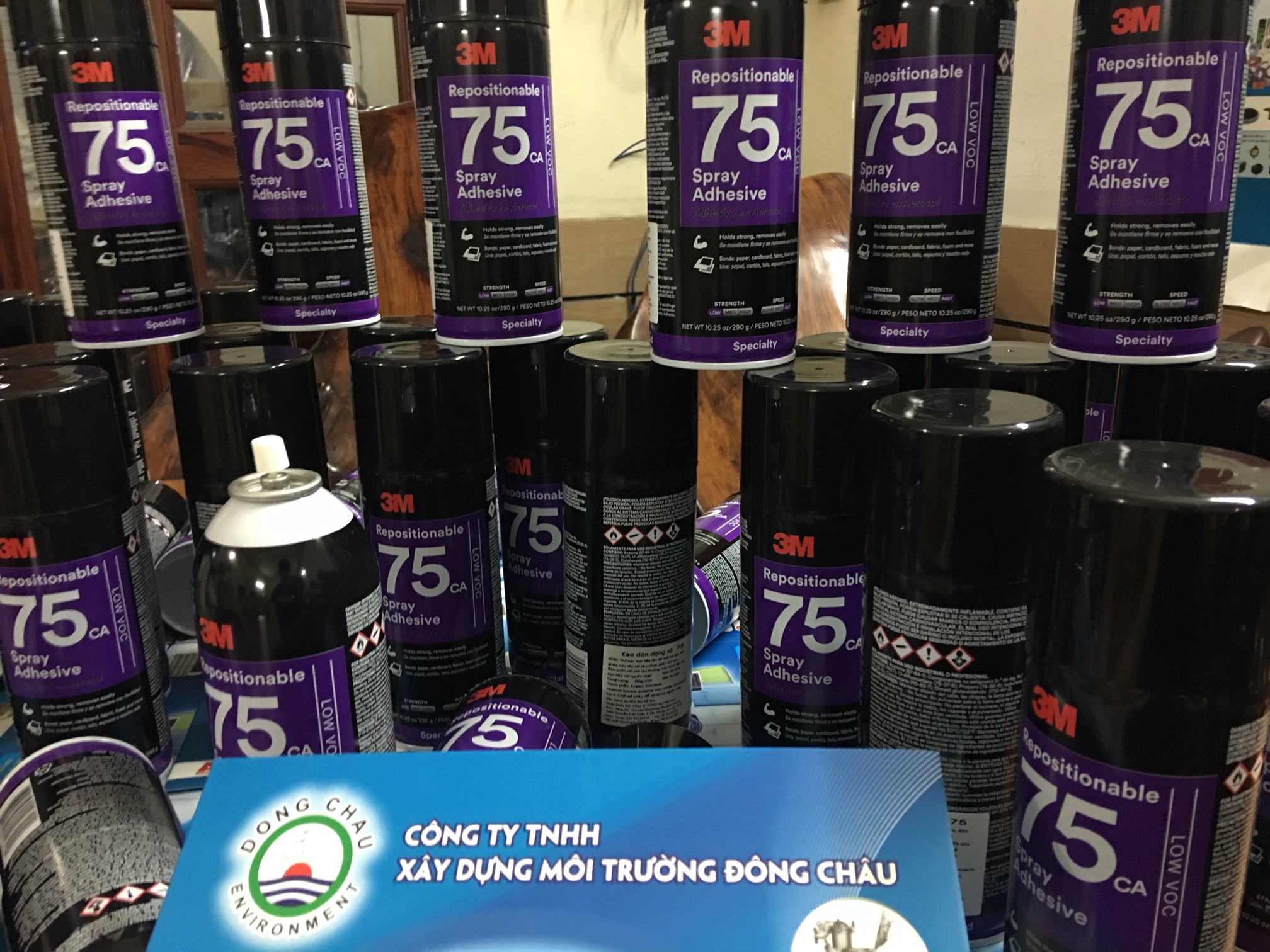 Chai xịt 3M Repositionable 75