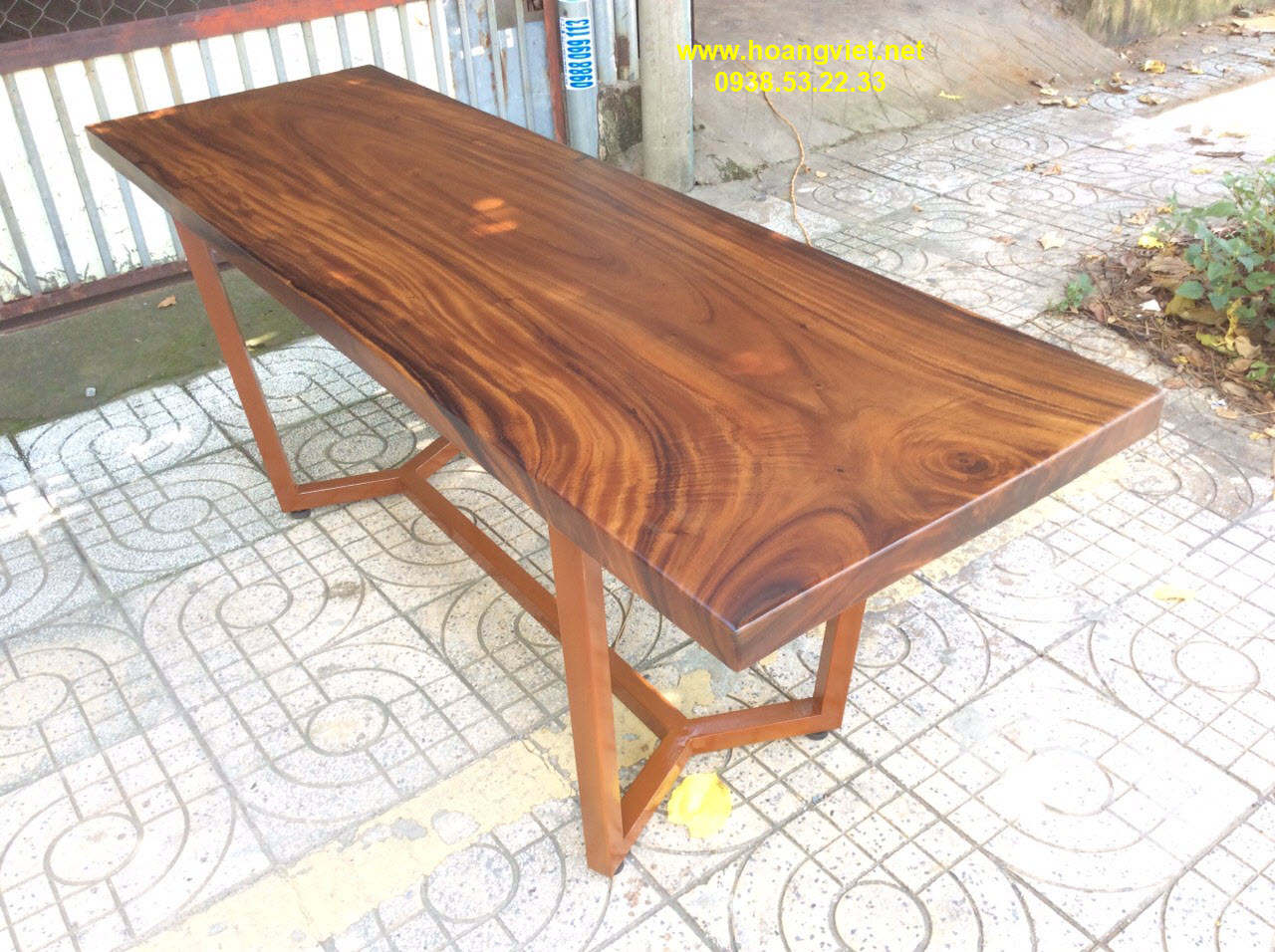 Mặt bàn gỗ me tây giá bao nhiêu?